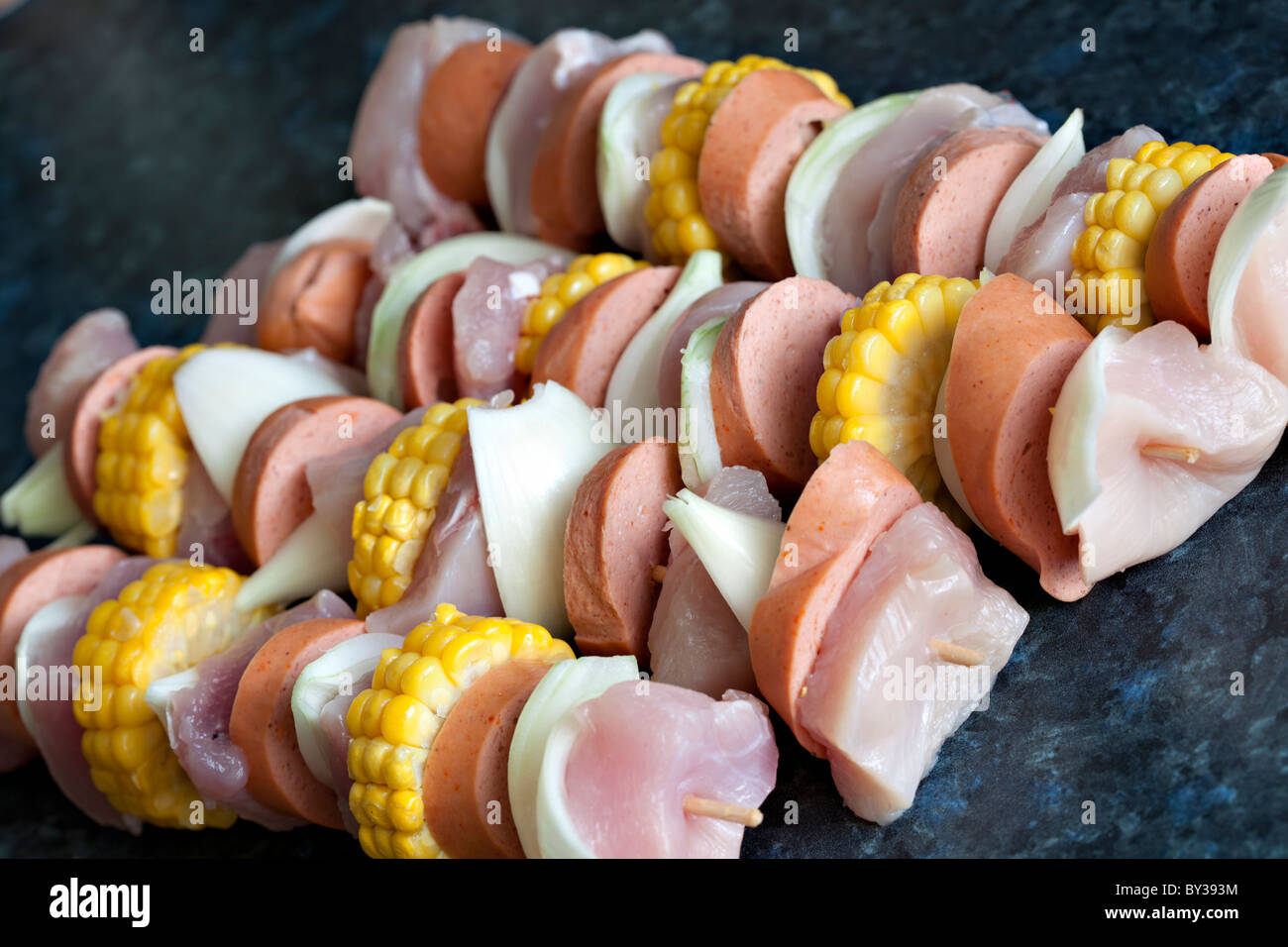 Raw chicken kebabs hi-res stock photography and images - Alamy