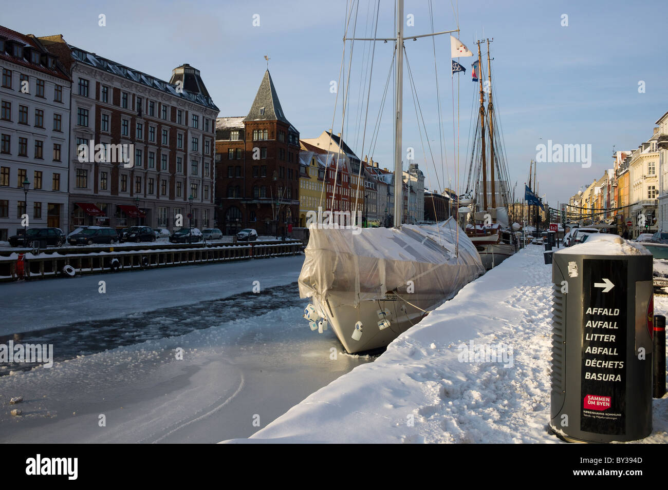 Frozen canal/sea at Nyhavn, (New Harbour) Copenhagen, Denmark at ...