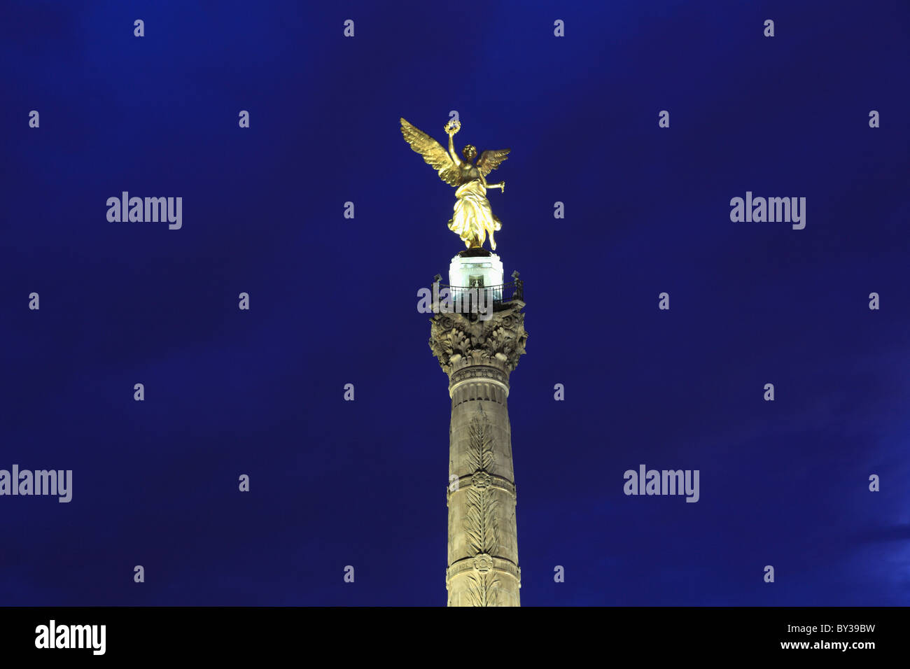 Independence Monument, Angel Statue, Paseo de la Reforma, Mexico City ...