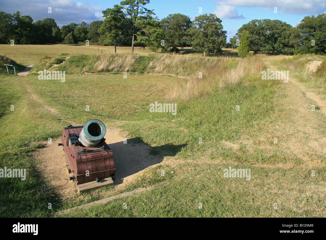 American revolution entrenchments hi-res stock photography and images ...