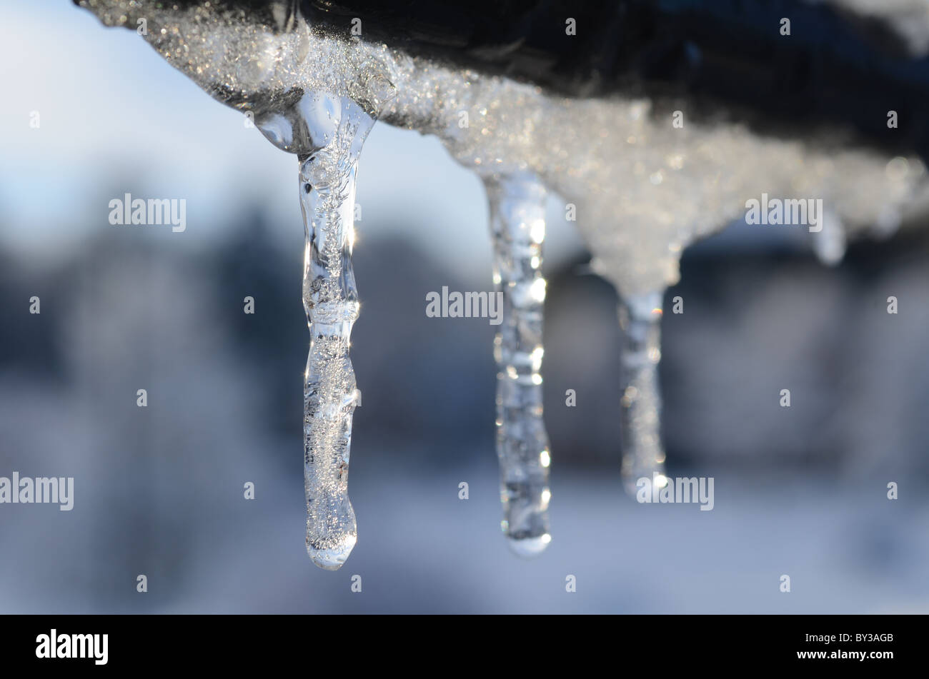 Wintry icicles hi-res stock photography and images - Alamy