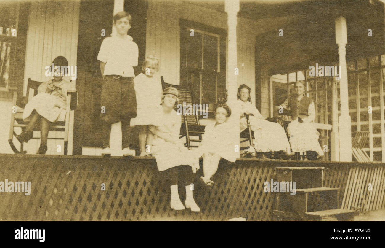 Circa 1927 hi-res stock photography and images - Alamy