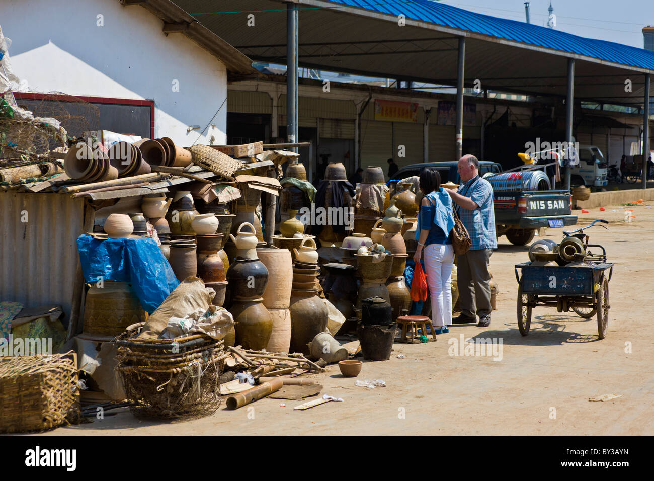 Pottery Stall Stock Photos & Pottery Stall Stock Images - Alamy