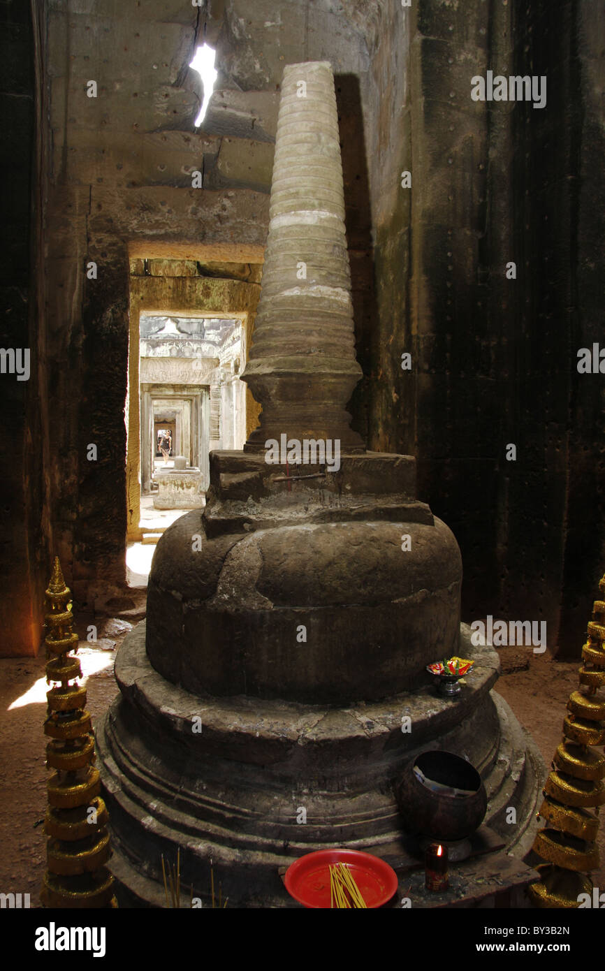 The stupa in the sanctuary at Preah Khan Temple, Angkor Archaeological ...