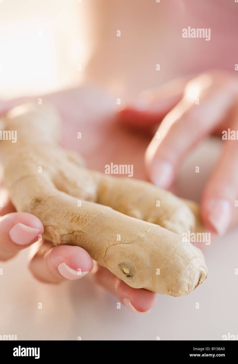 Only ginger root, spice hi-res stock photography and images - Alamy