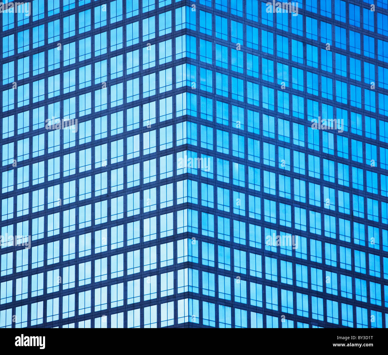 Skyscraper Glass Window Close Up High Resolution Stock Photography and Images - Alamy