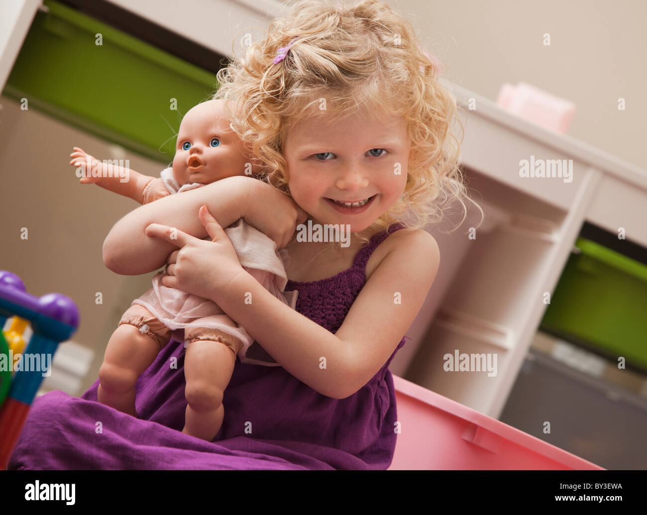 USA, Utah, Lehi, girl (2-3) hugging doll Stock Photo - Alamy