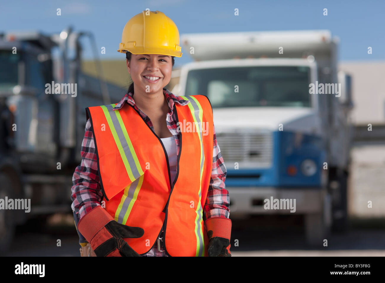 Female truck construction worker hi-res stock photography and images ...