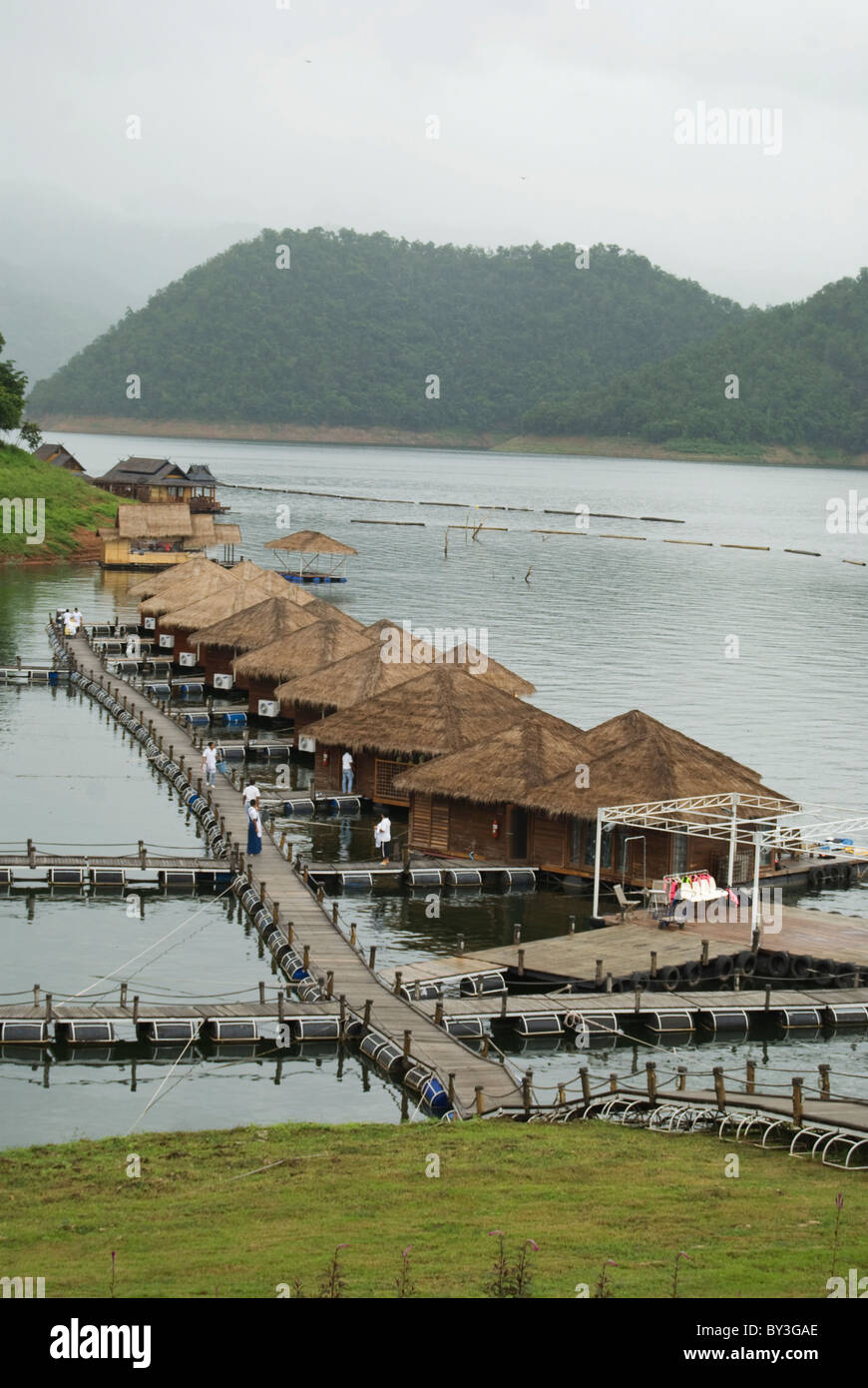 Resort above reservoir sri nakarin hi-res stock photography and images ...