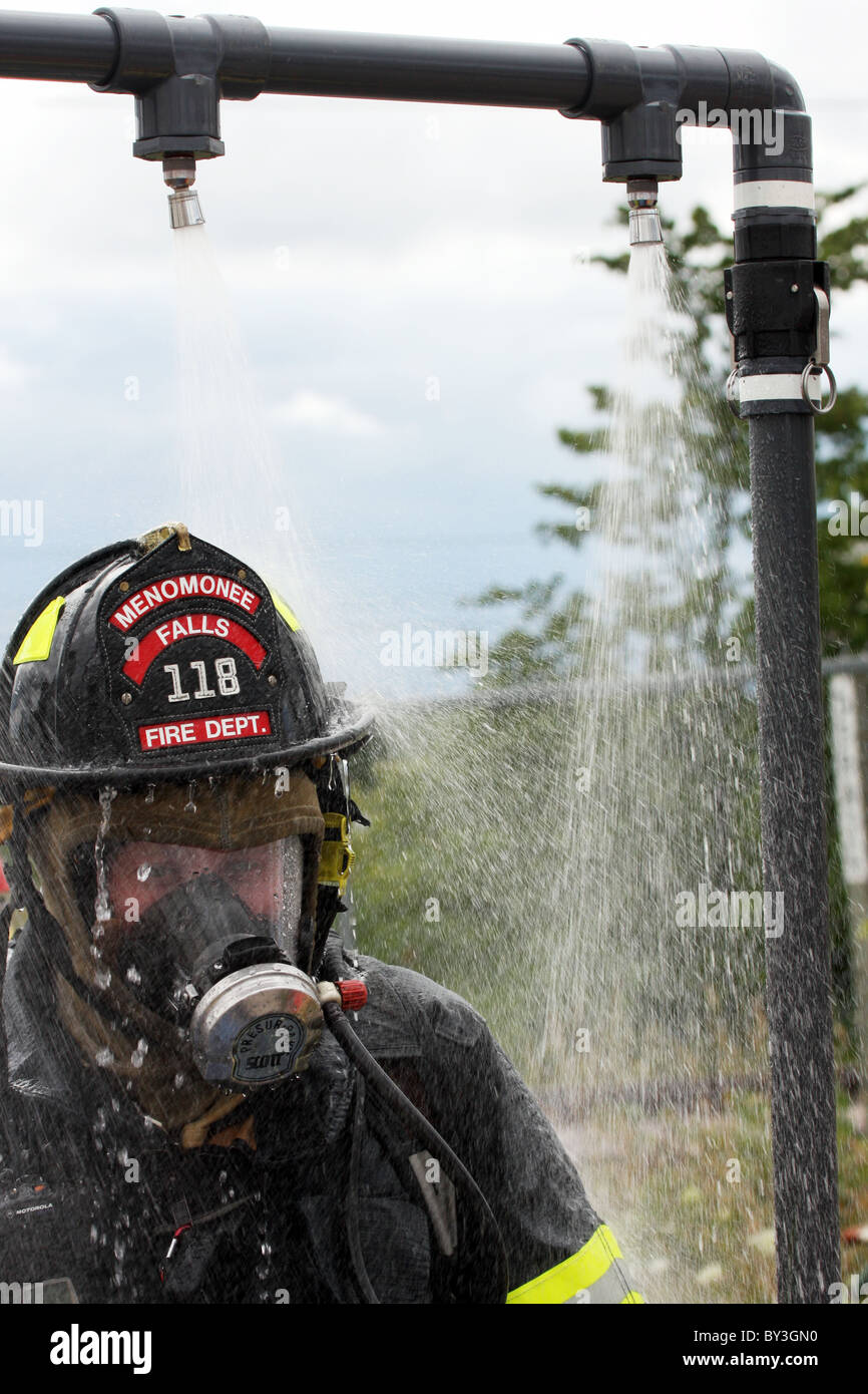 Chemical incident hi-res stock photography and images - Alamy