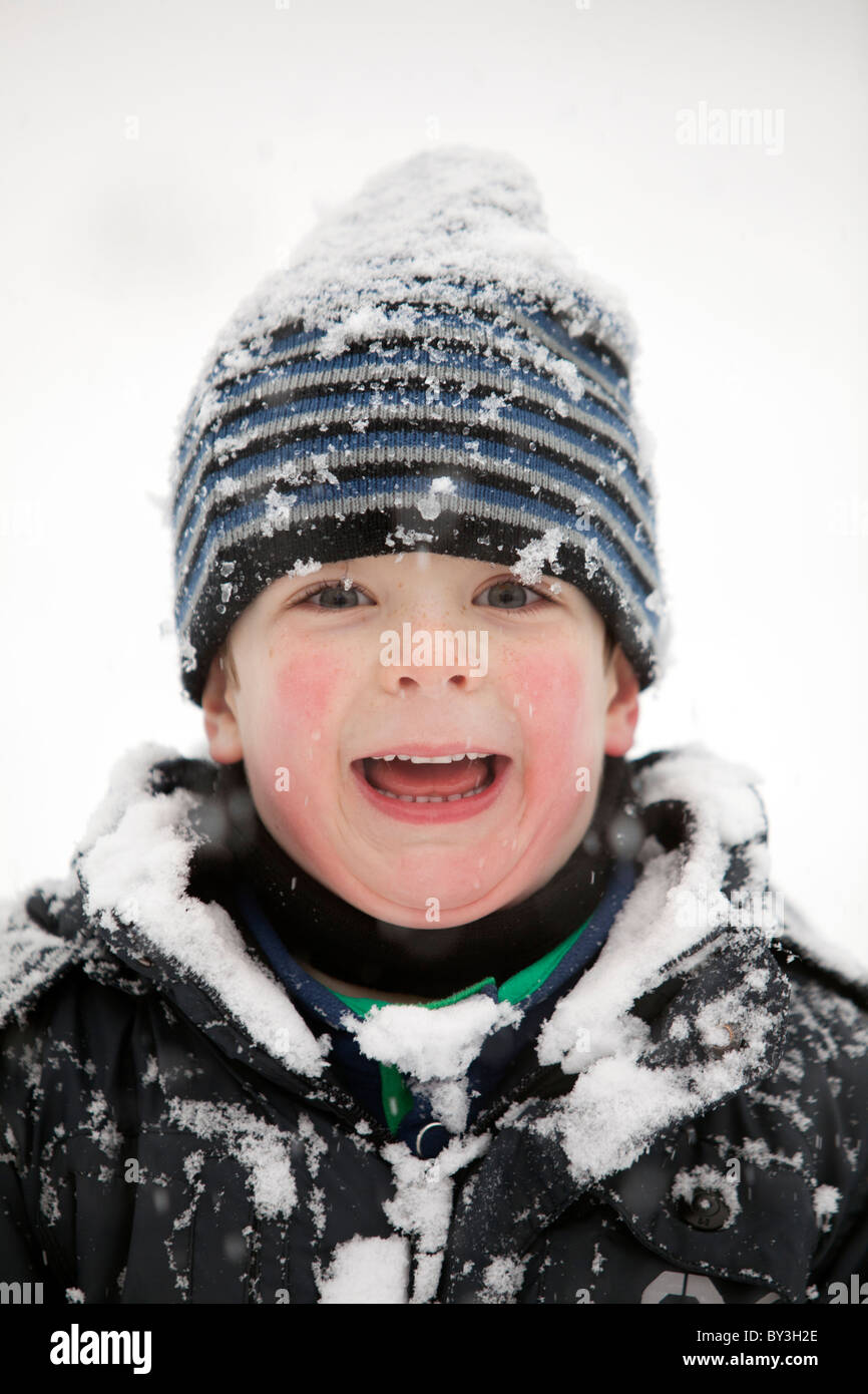 Rosy cheeks hi-res stock photography and images - Alamy