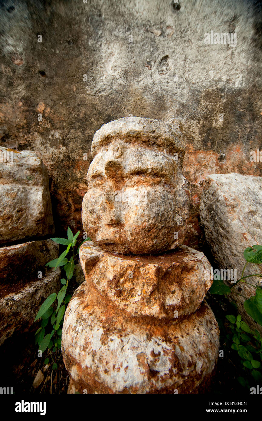 Stucco figures hi-res stock photography and images - Alamy