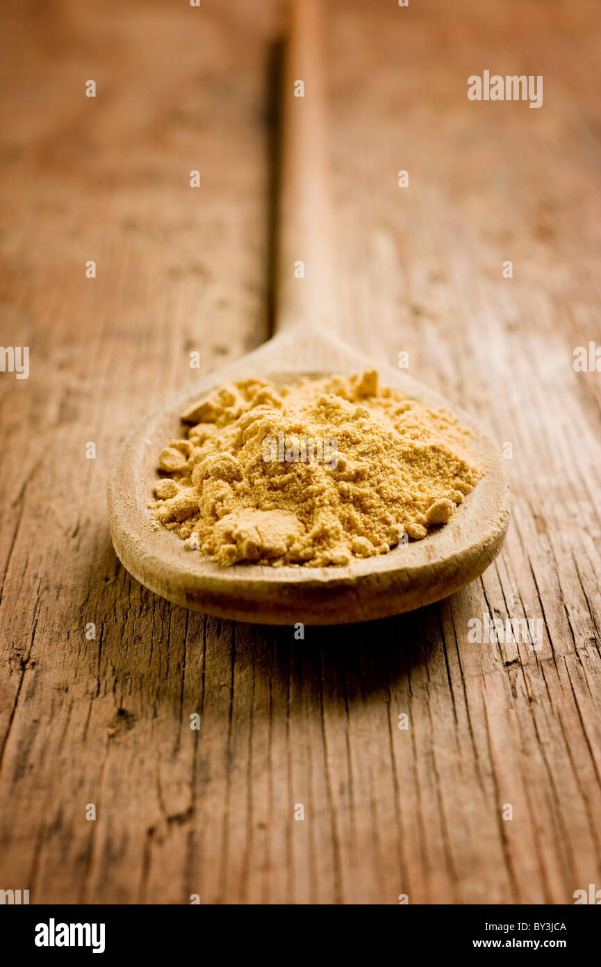 Ginger powder spice Stock Photo - Alamy