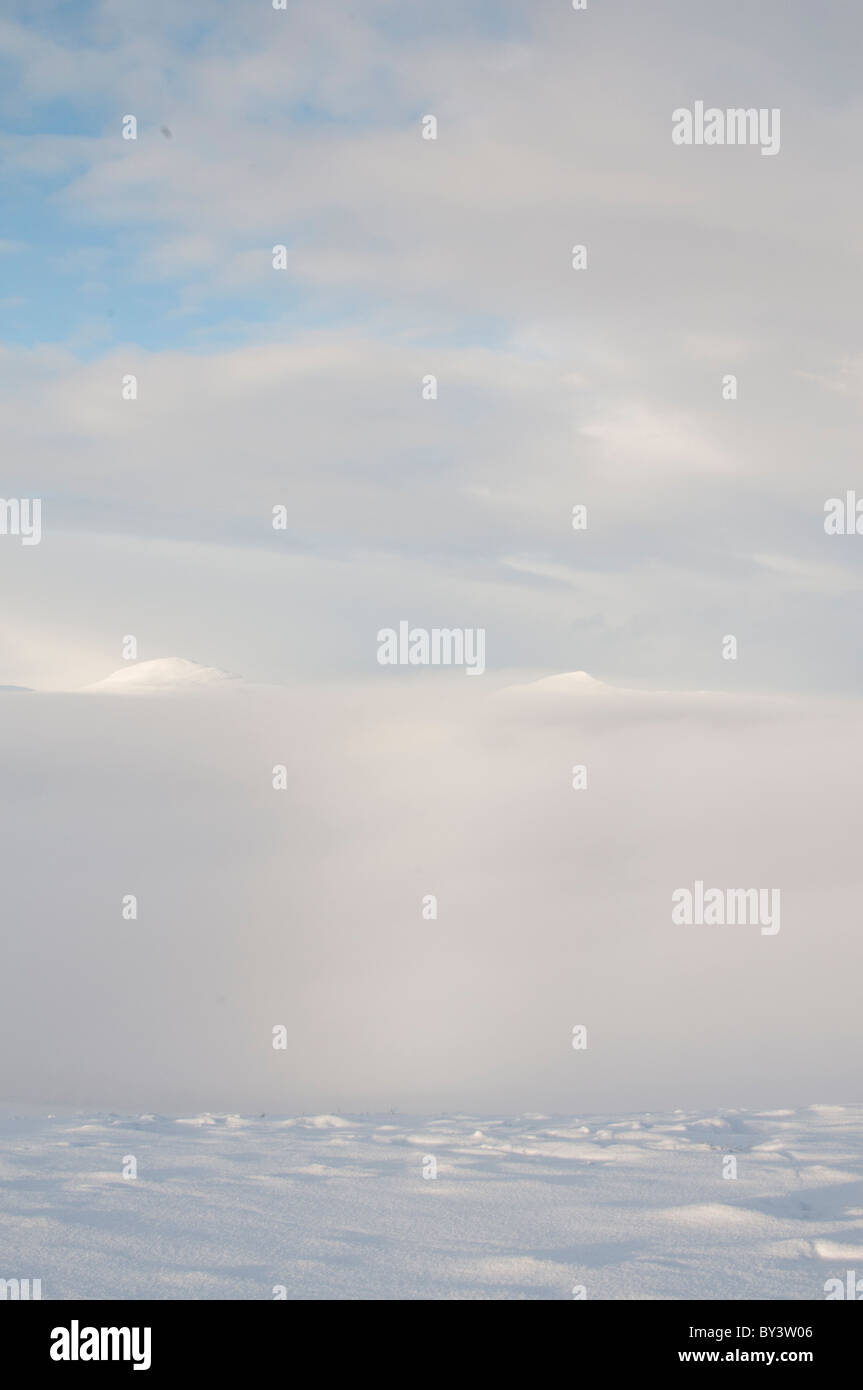 Peaks scotland hi-res stock photography and images - Alamy