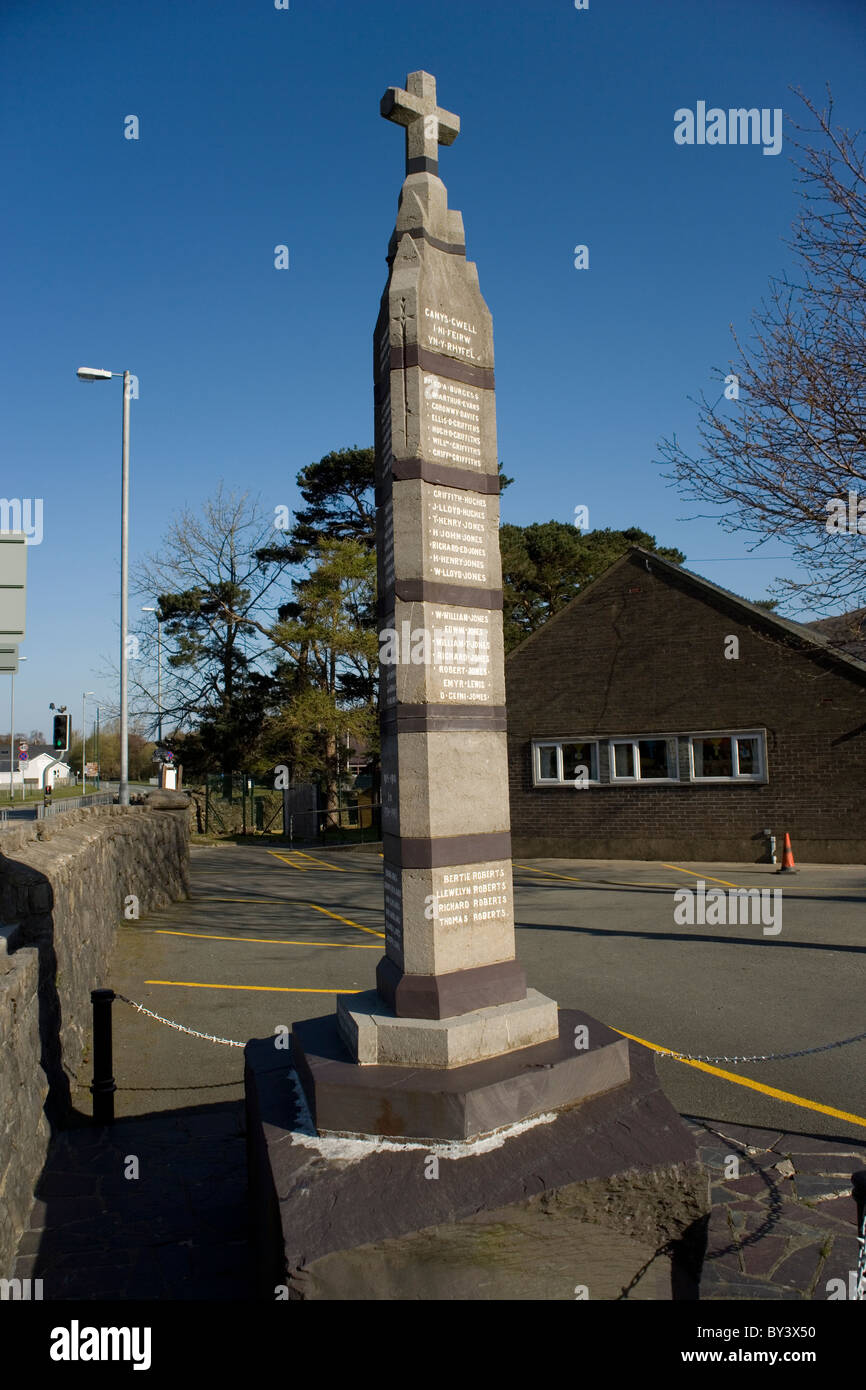 War Memorial in Llanberis Stock Photo - Alamy