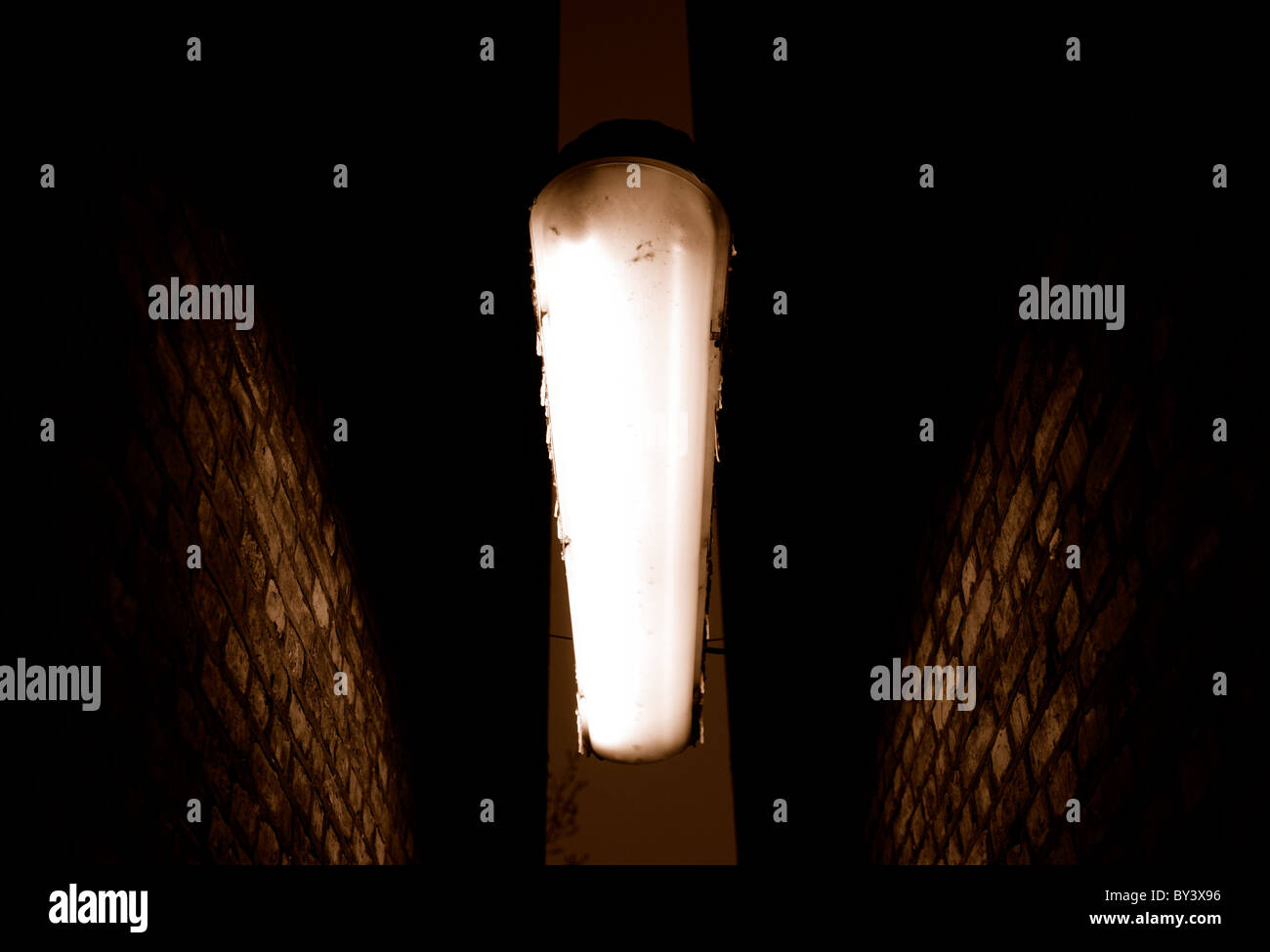 LAMP BY NIGHT Stock Photo - Alamy