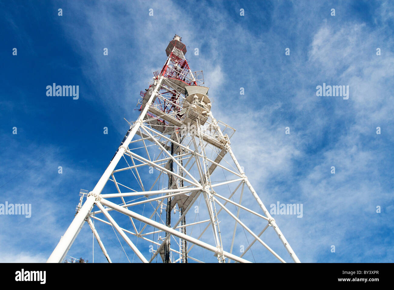 Digital radio tower hi-res stock photography and images - Alamy