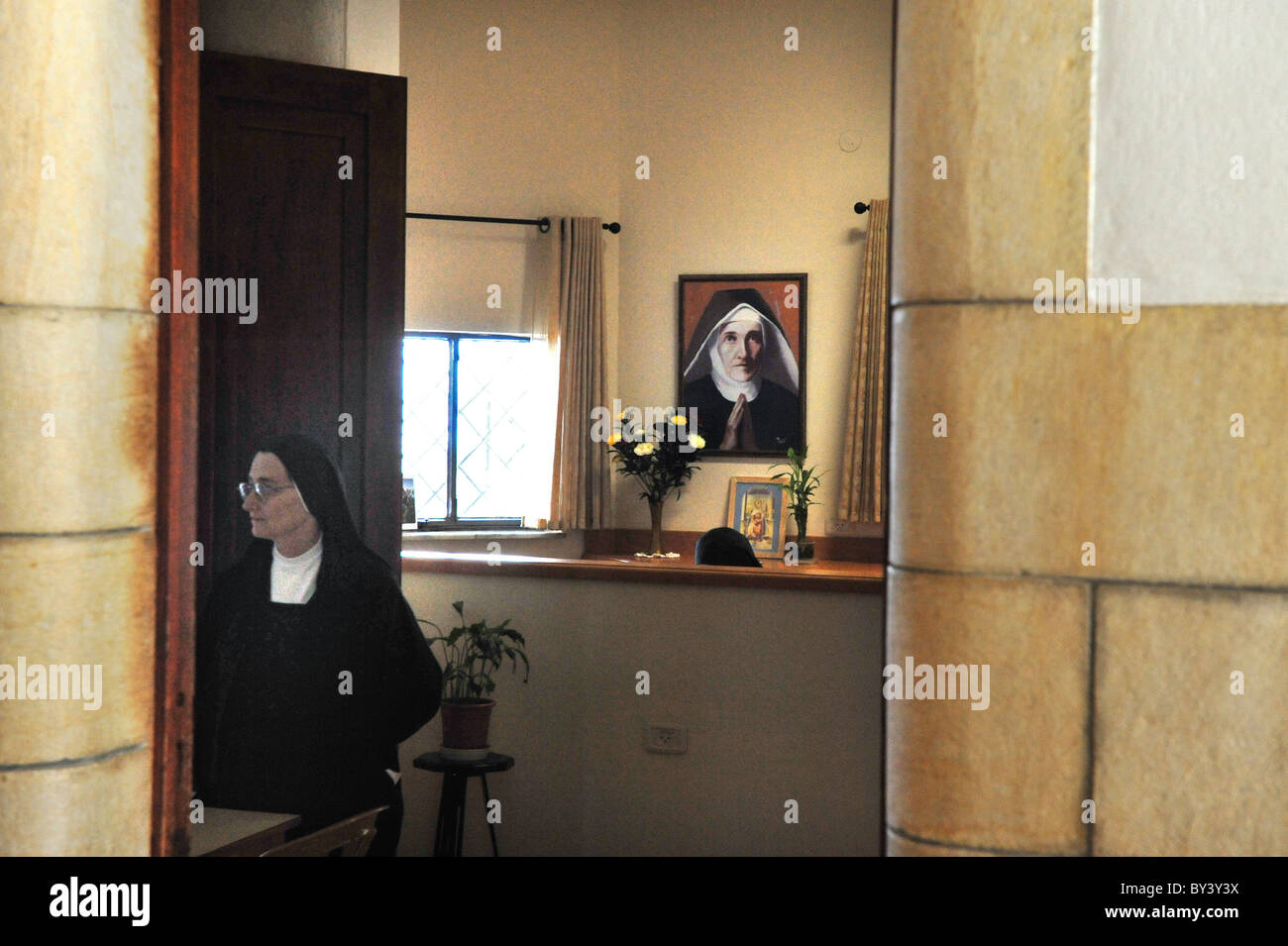 Roman Catholic Nuns Stock Photos & Roman Catholic Nuns Stock Images - Alamy