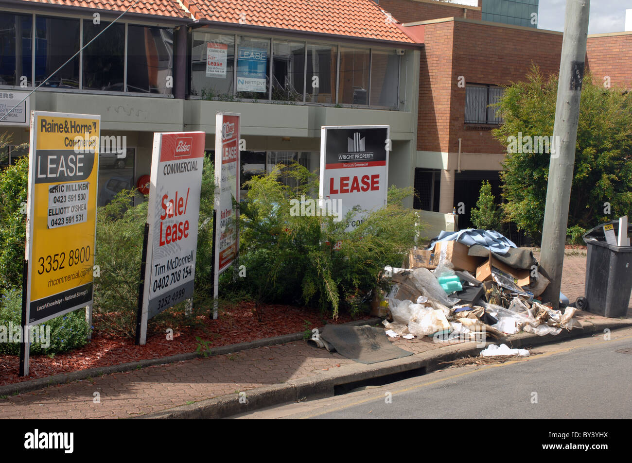 Real estate sign sale australia hi-res stock photography and images - Alamy