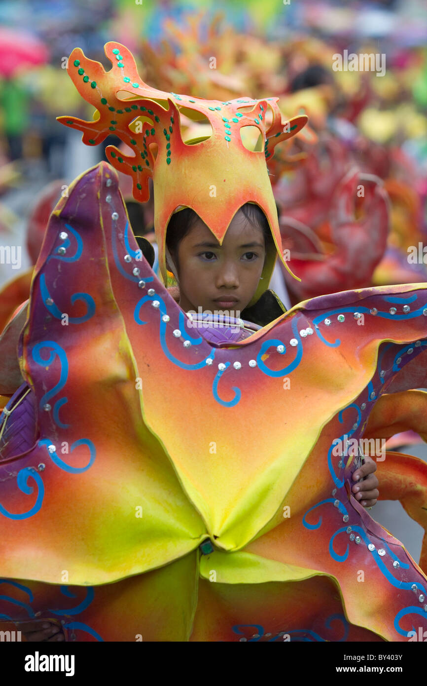 Philippine costume costumes dancer hi-res stock photography and images ...