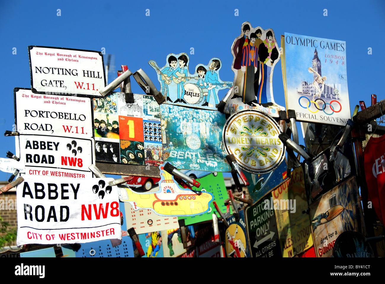 Portobello Rd Antique Market London Stock Photo - Alamy