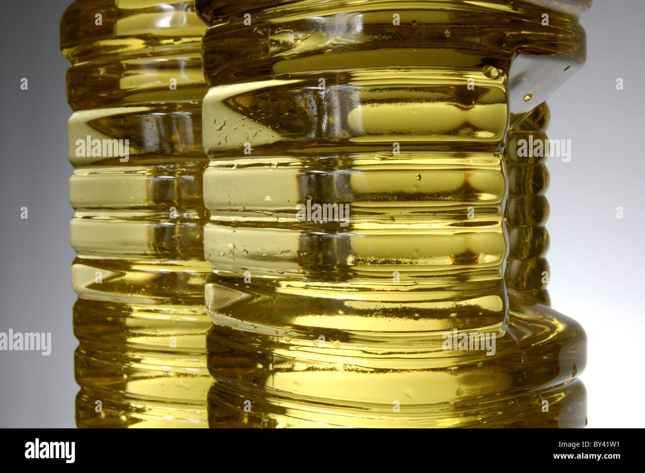 Cooking in oil hi-res stock photography and images - Alamy