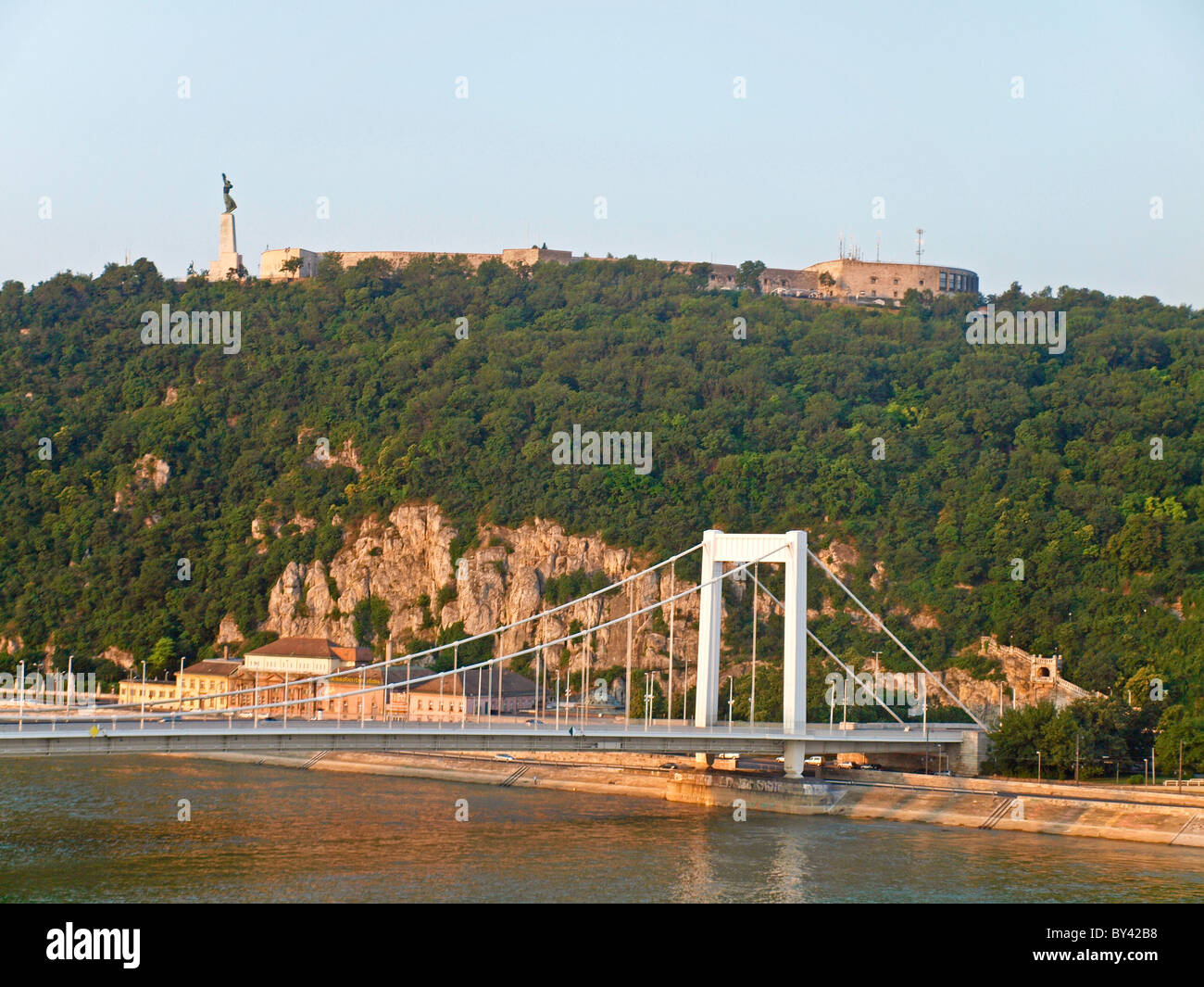 Elizabeth Bridge, Gellert Hill, The Citadel at sunrise. Budapest ...