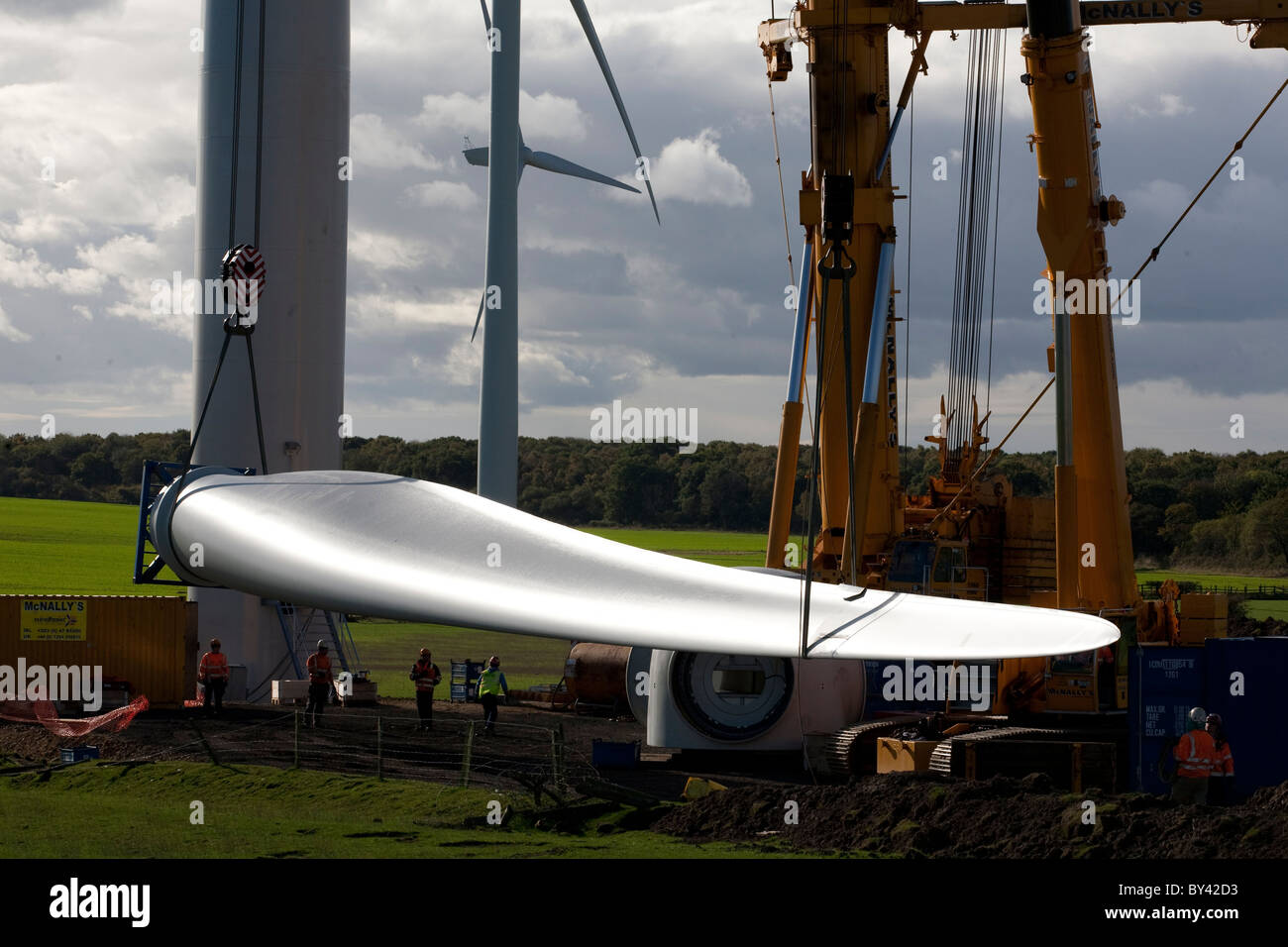 Oct 2010 Butterwick Moor Co Durham - construction of wind turbines at ...