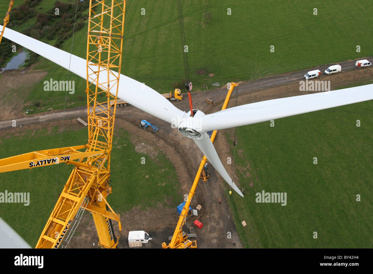 Oct 2010 Butterwick Moor Co Durham - construction of wind turbines at ...