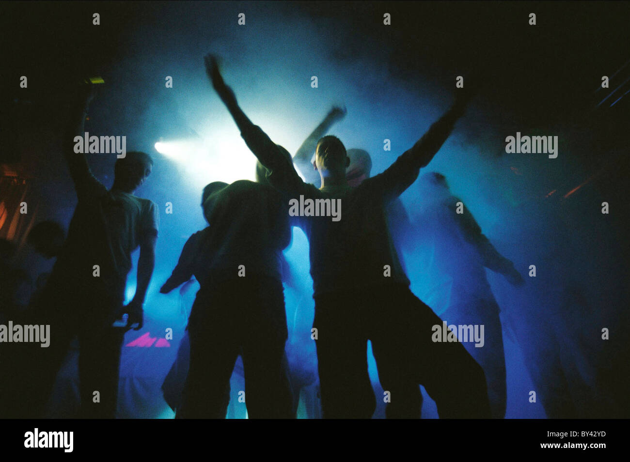 Club goers hi-res stock photography and images - Alamy