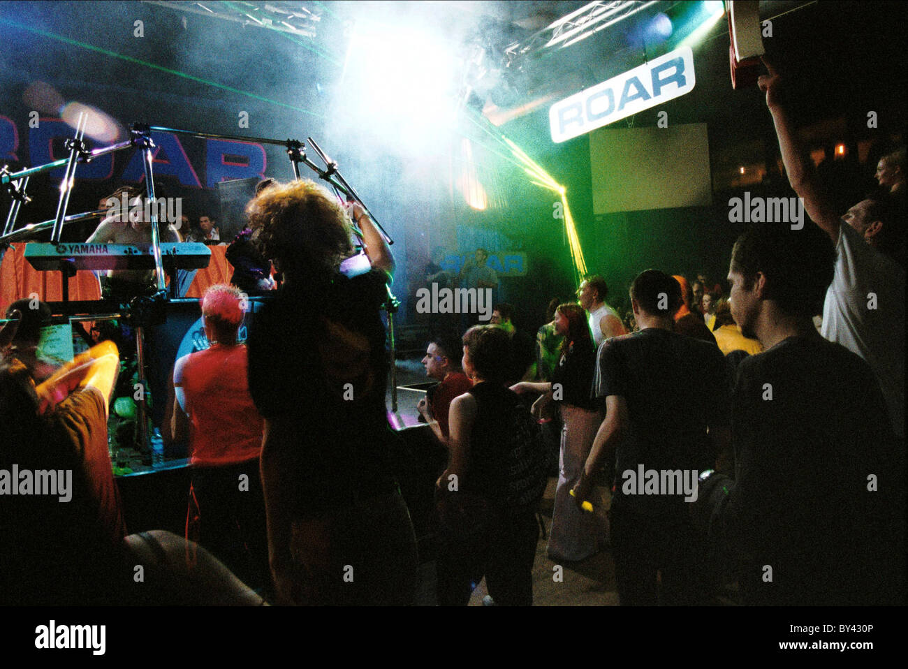 Club goers hi-res stock photography and images - Alamy