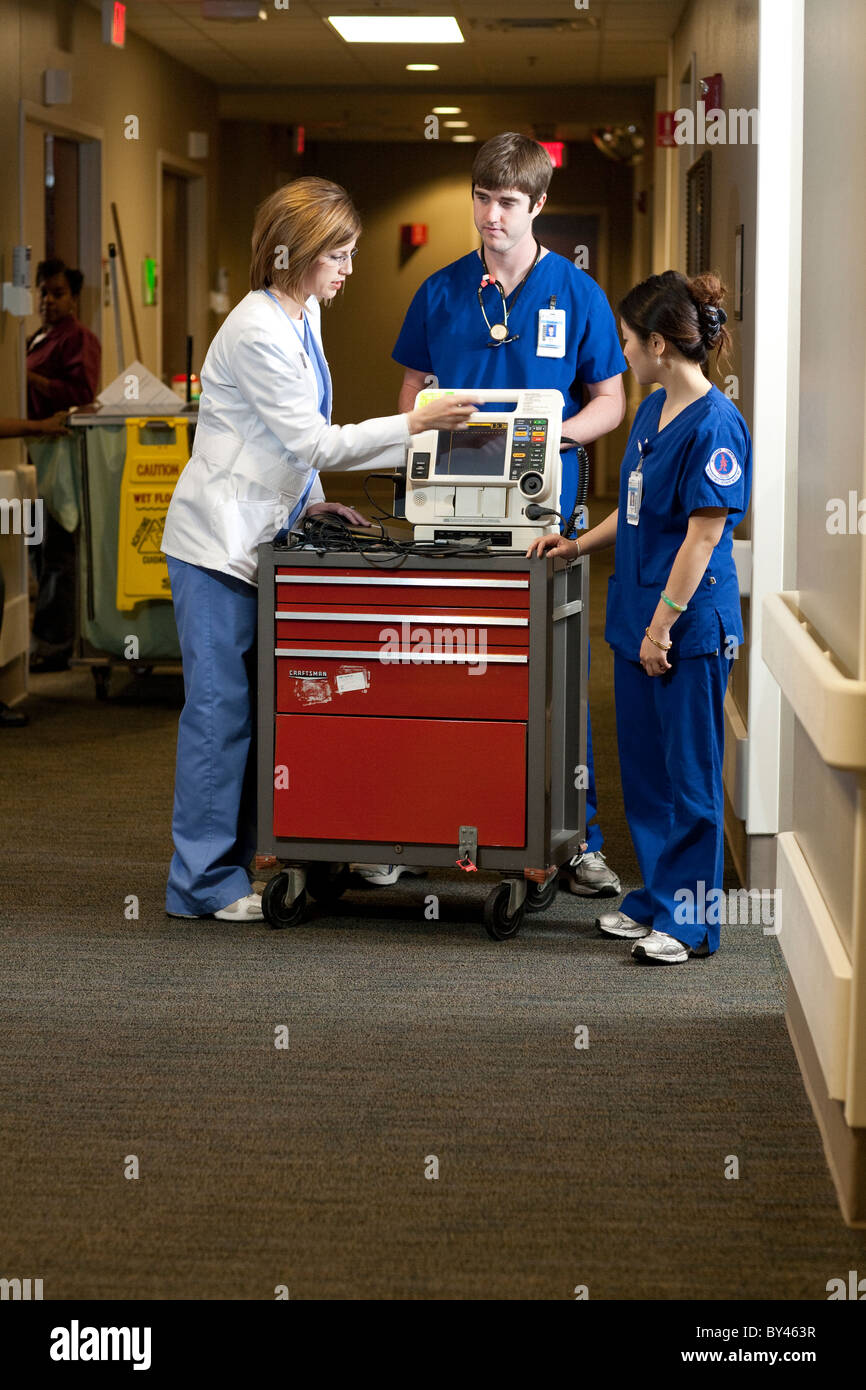 Nurse training hi-res stock photography and images - Alamy