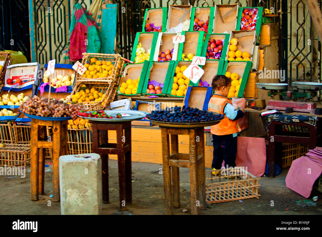 Egypt fruit hi-res stock photography and images - Alamy