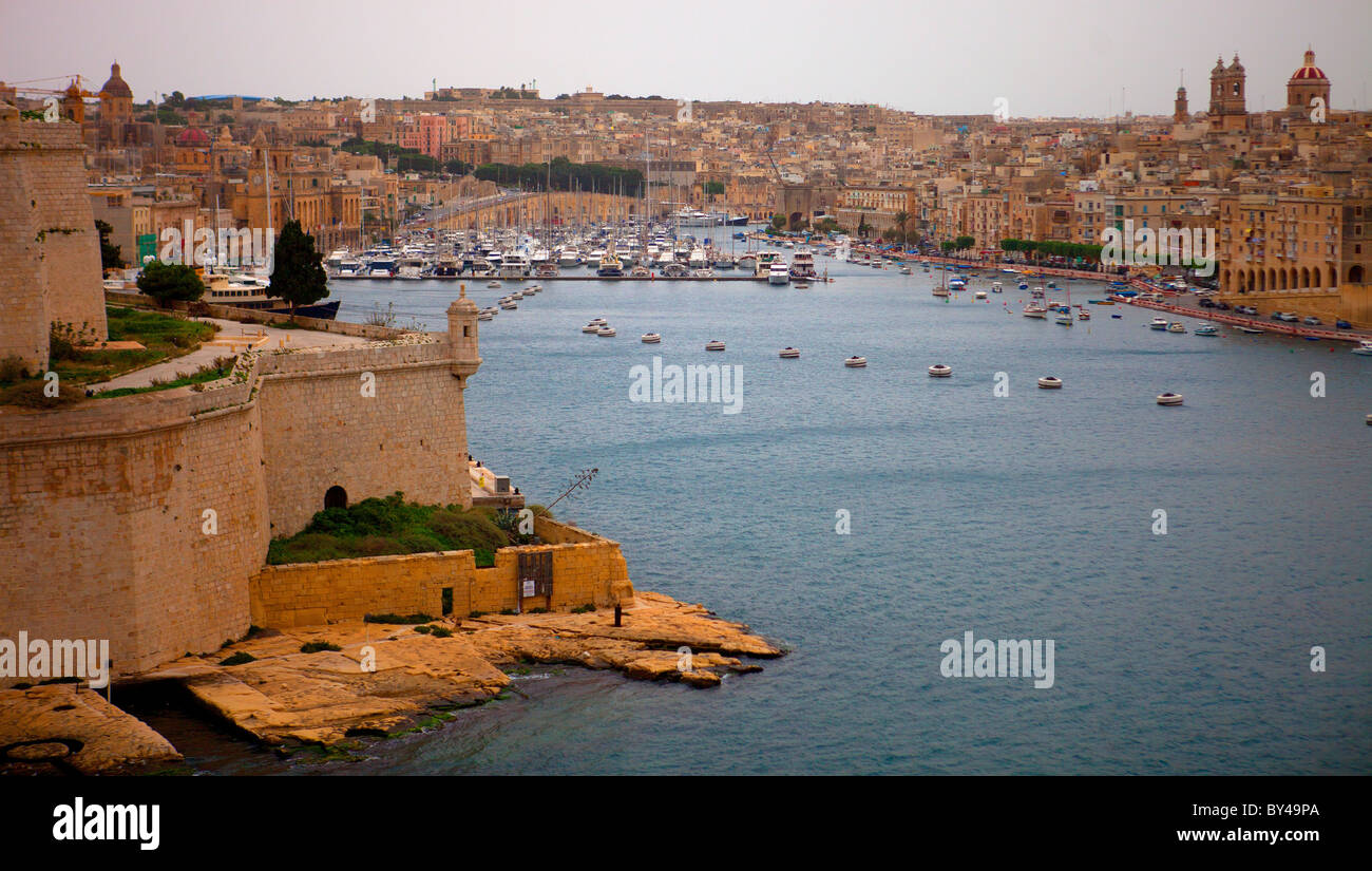 Valetta hi-res stock photography and images - Alamy