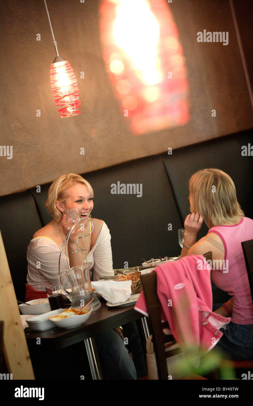 Indian customers hi-res stock photography and images - Alamy