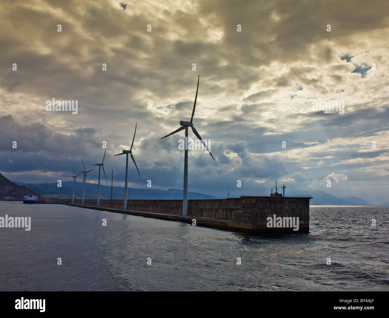 Spain wind turbines hi-res stock photography and images - Alamy