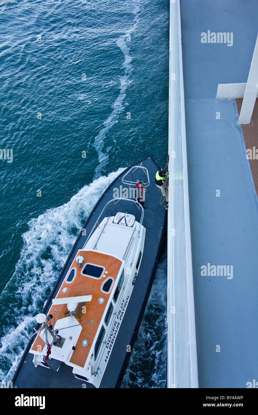 Dover pilot boat hi-res stock photography and images - Alamy
