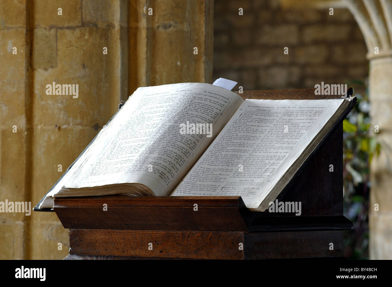 Lectern hi-res stock photography and images - Alamy