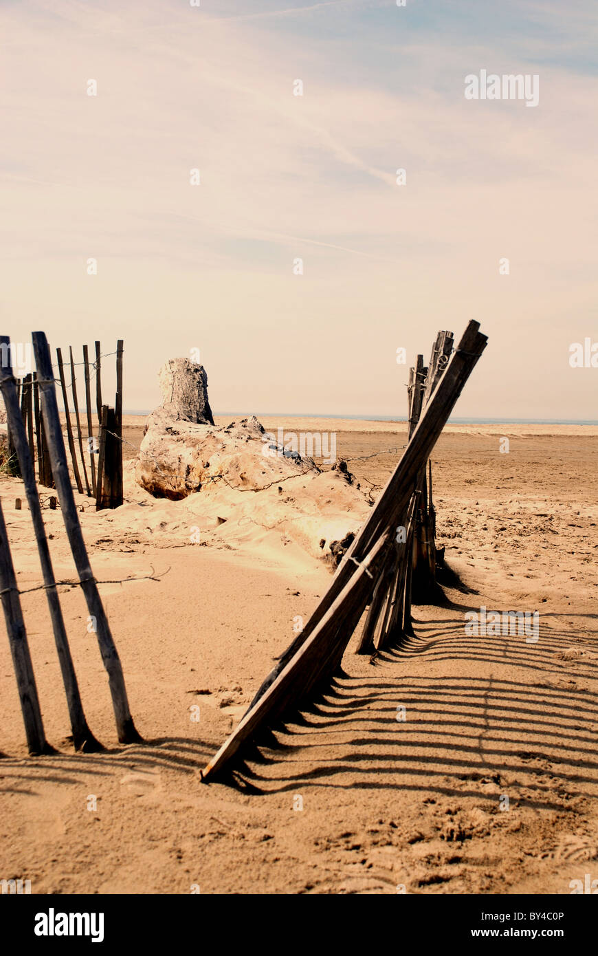 Old gate in a desert dune of sand Stock Photo - Alamy