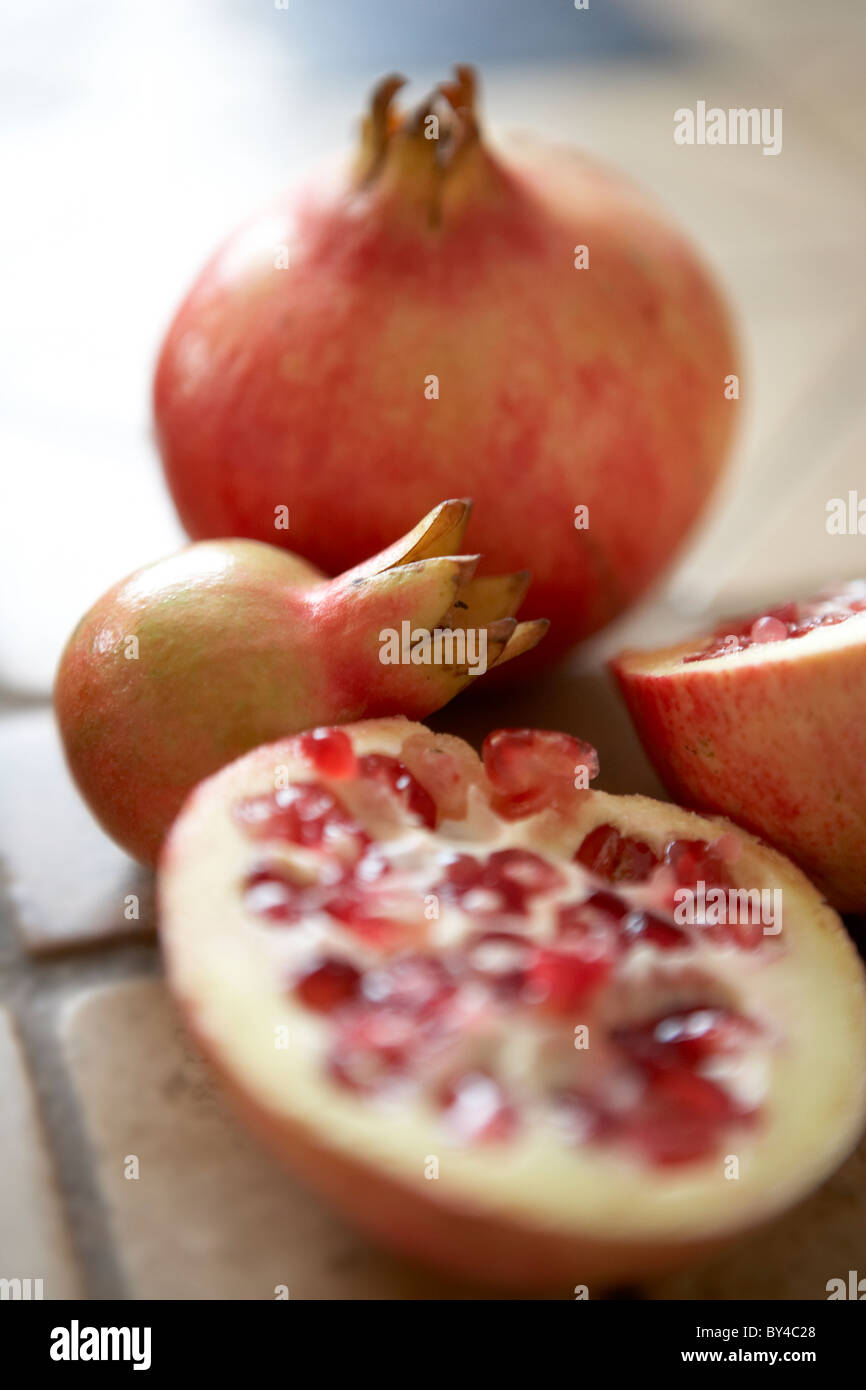 Pomegranate whole half seeds hi-res stock photography and images - Alamy