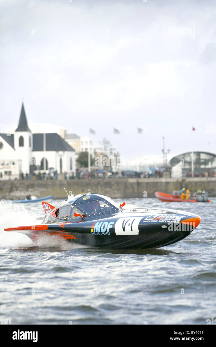 Power boat racing hi-res stock photography and images - Alamy