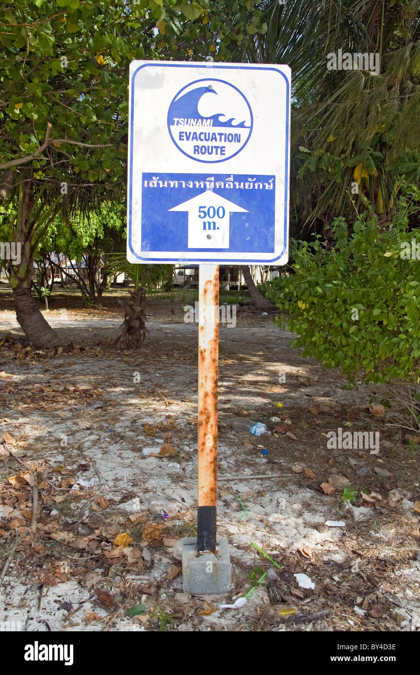 Tsunami warning table hi-res stock photography and images - Alamy