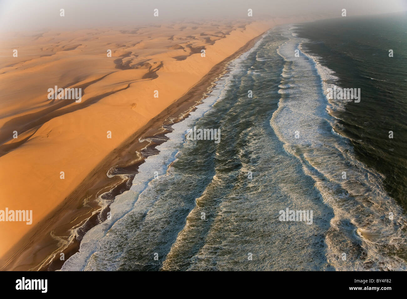 Skelton coast namib hi-res stock photography and images - Alamy