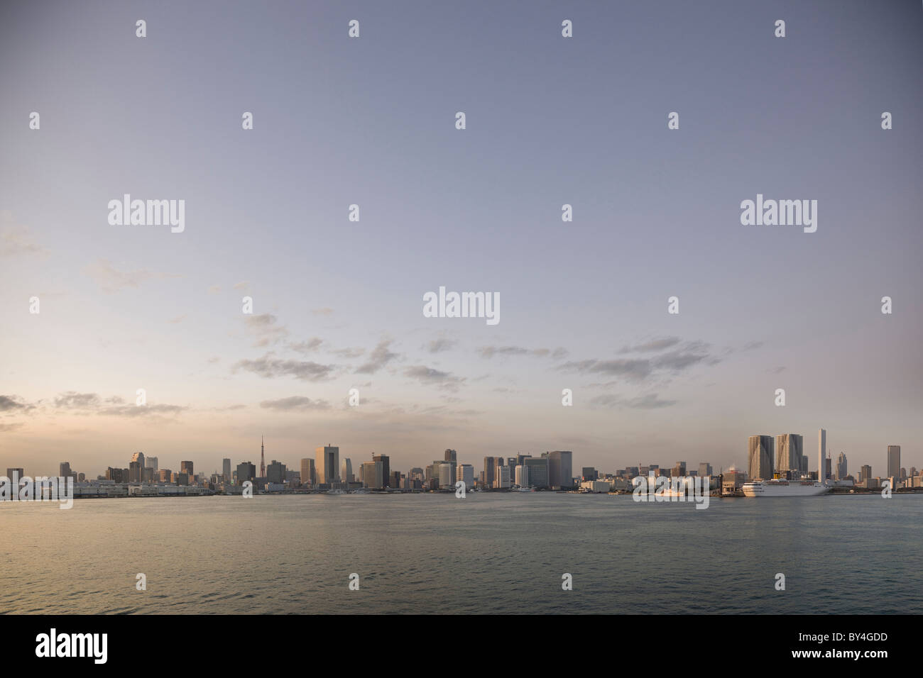 Tokyo Skyline at Dawn Stock Photo - Alamy