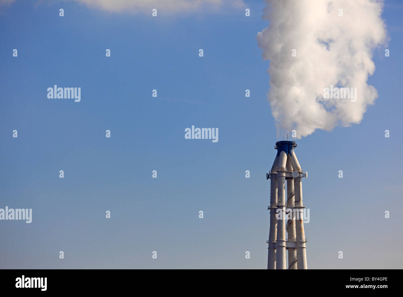 Close up image smokestack hi-res stock photography and images - Alamy