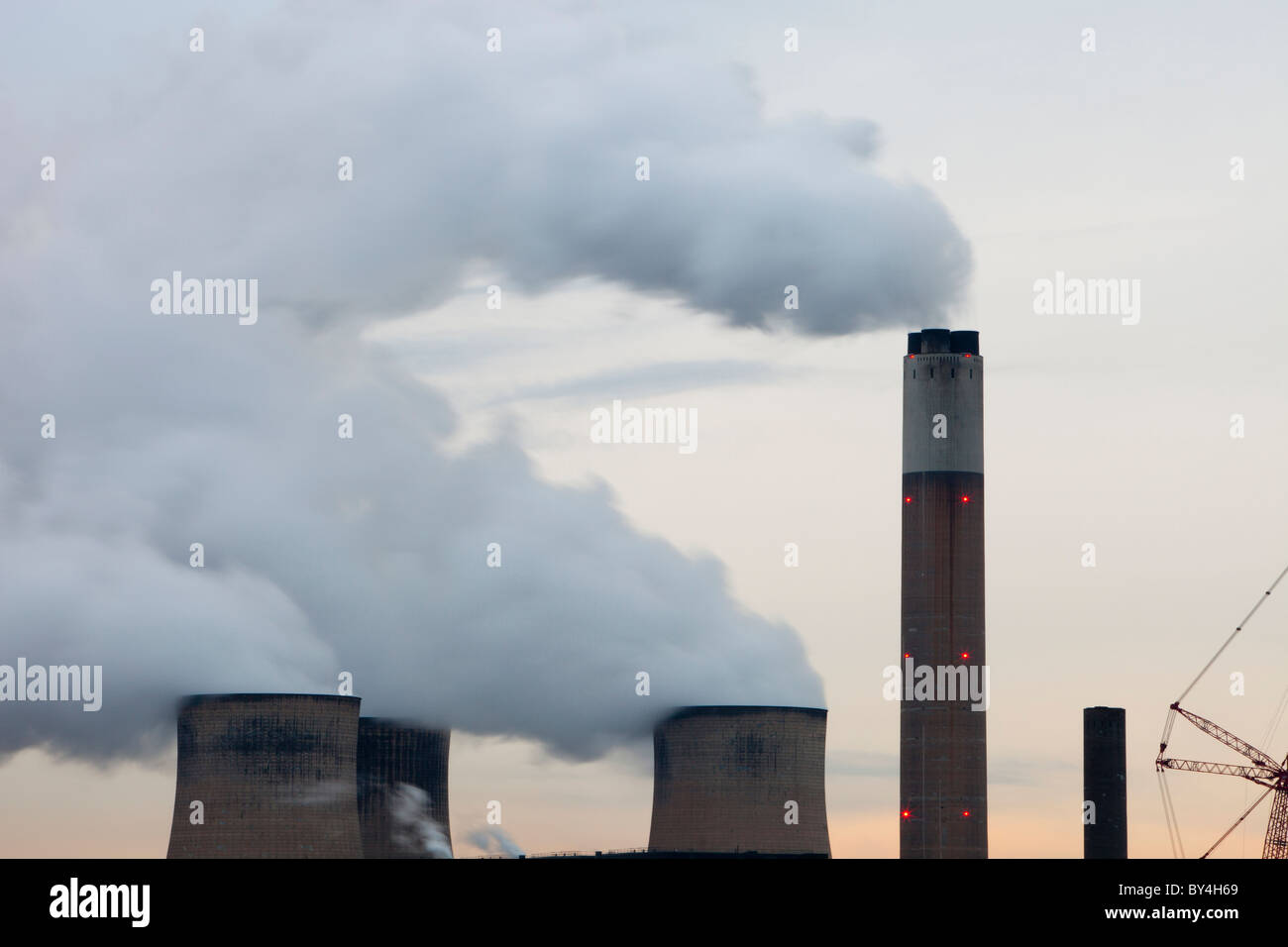 Ratcliffe on Soar coal fired power station near Nottingham, UK ...