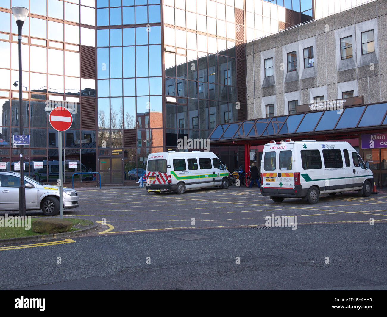 Nhs mri hi-res stock photography and images - Alamy