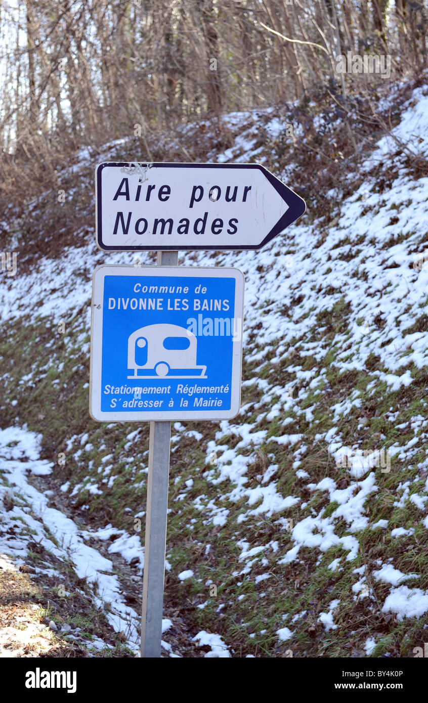 Caravan park sign hi-res stock photography and images - Alamy