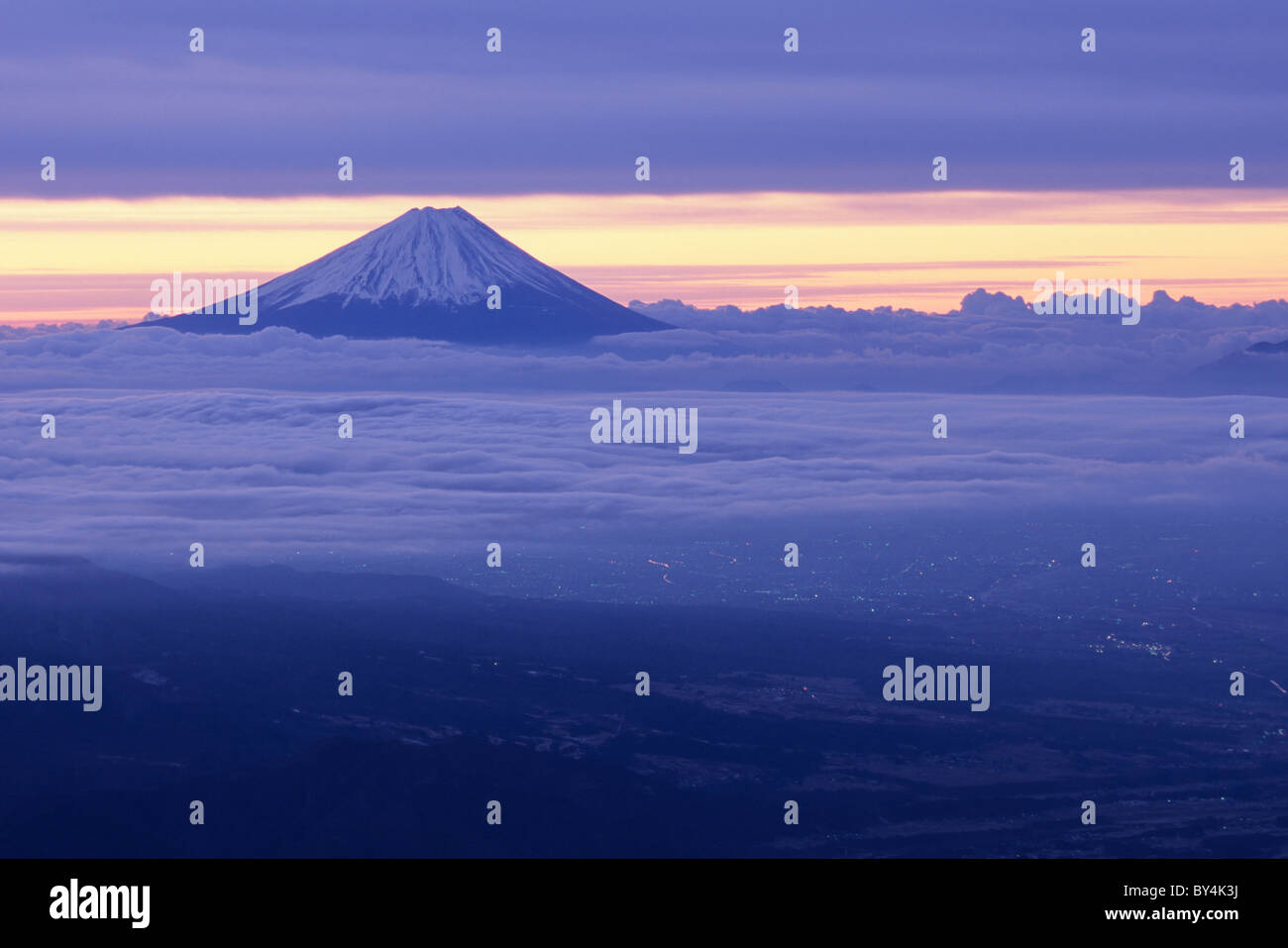 Mount Fuji at Dawn Stock Photo - Alamy