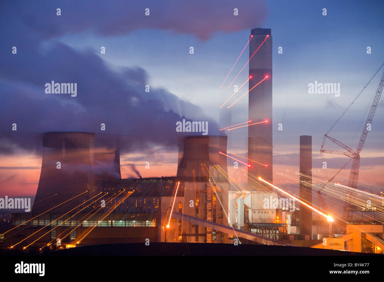 Ratcliffe on Soar coal fired power station near Nottingham, UK ...